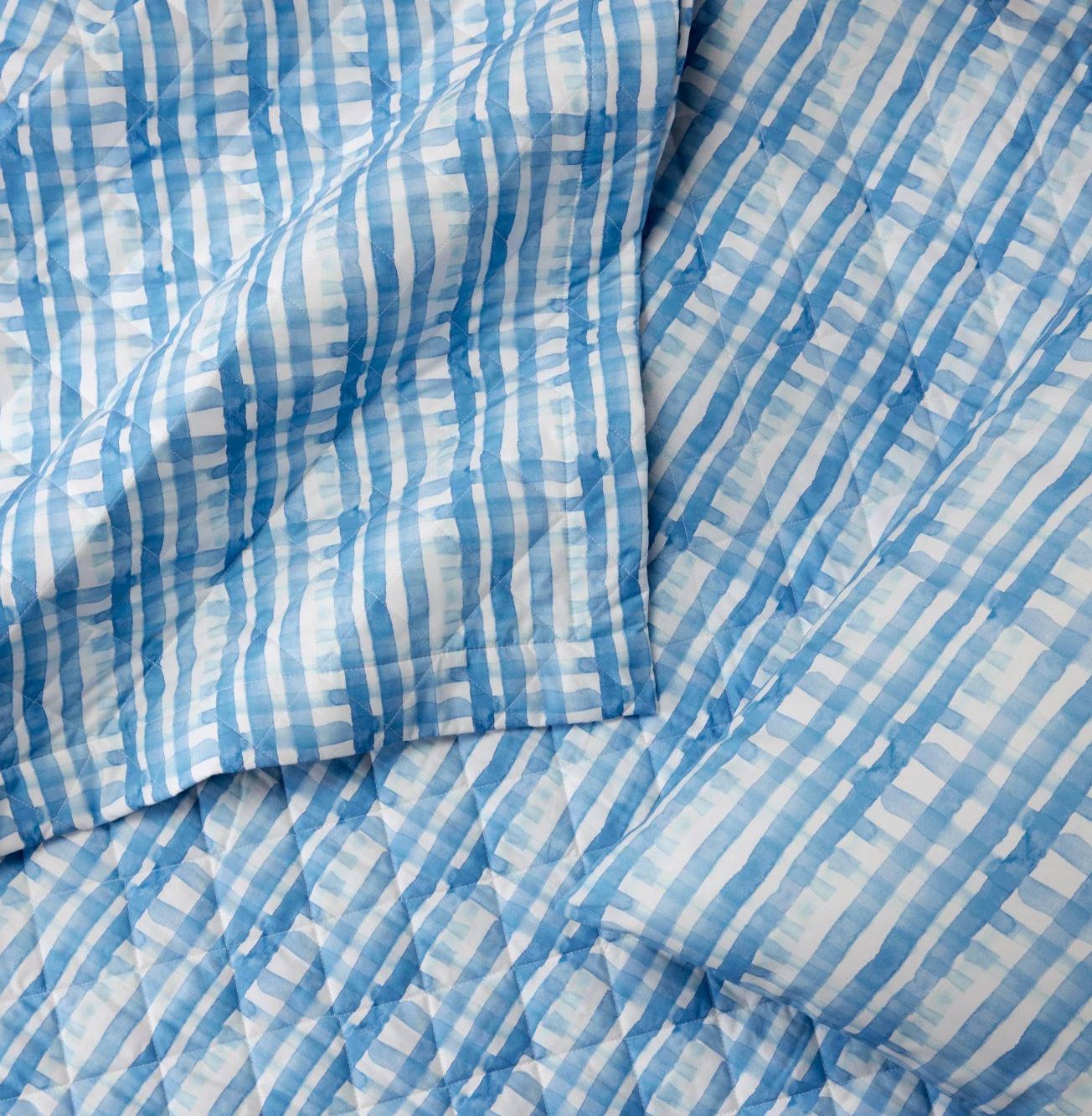 Sferra Plaidino Collection: French Blue Serenity