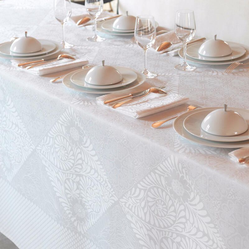 Le Jacquard Francais Bosphore Blanc White Table Linens | J Brulee