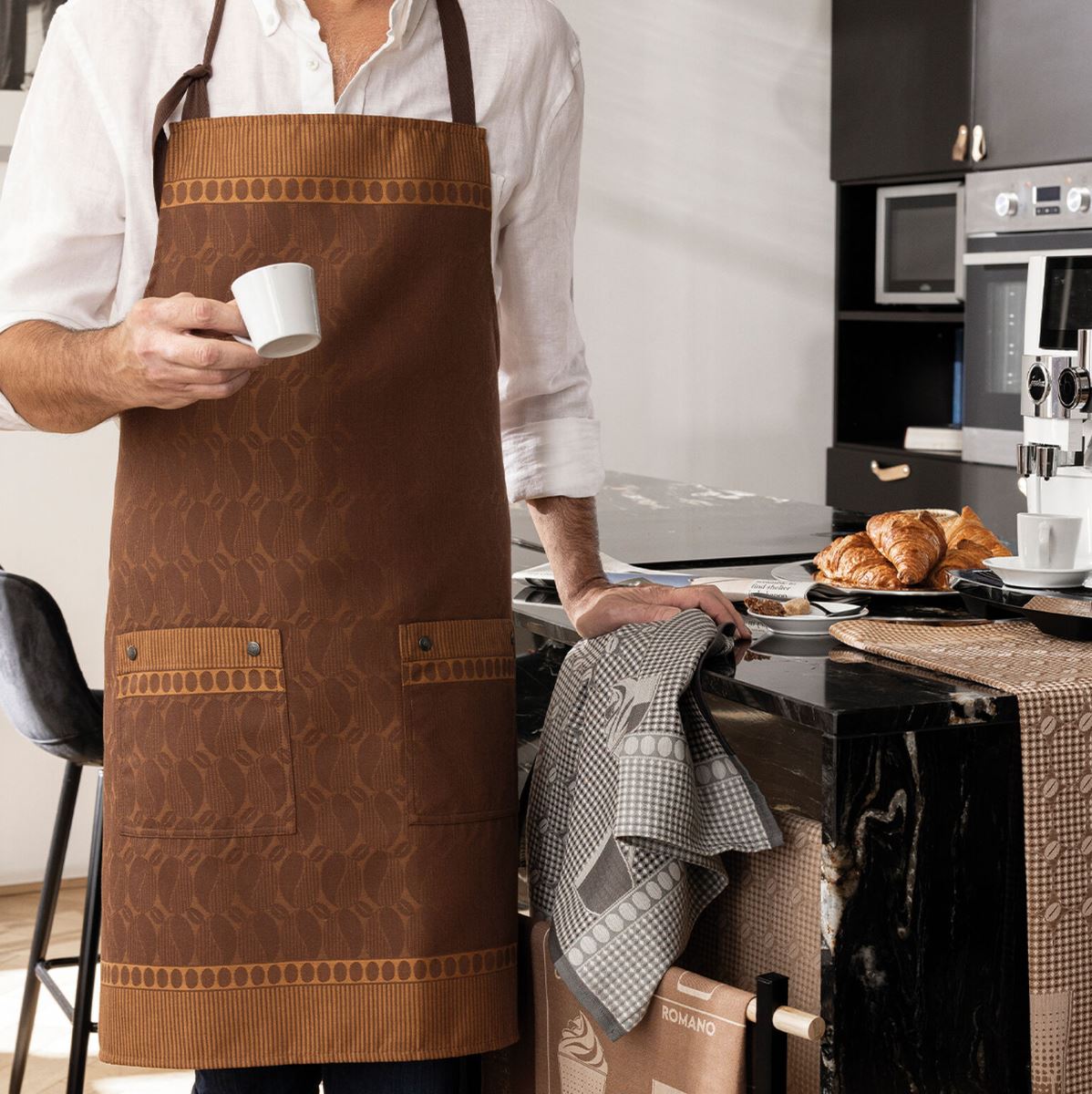 Barista Beige Apron - Cotton, Café-Inspired & Chic
