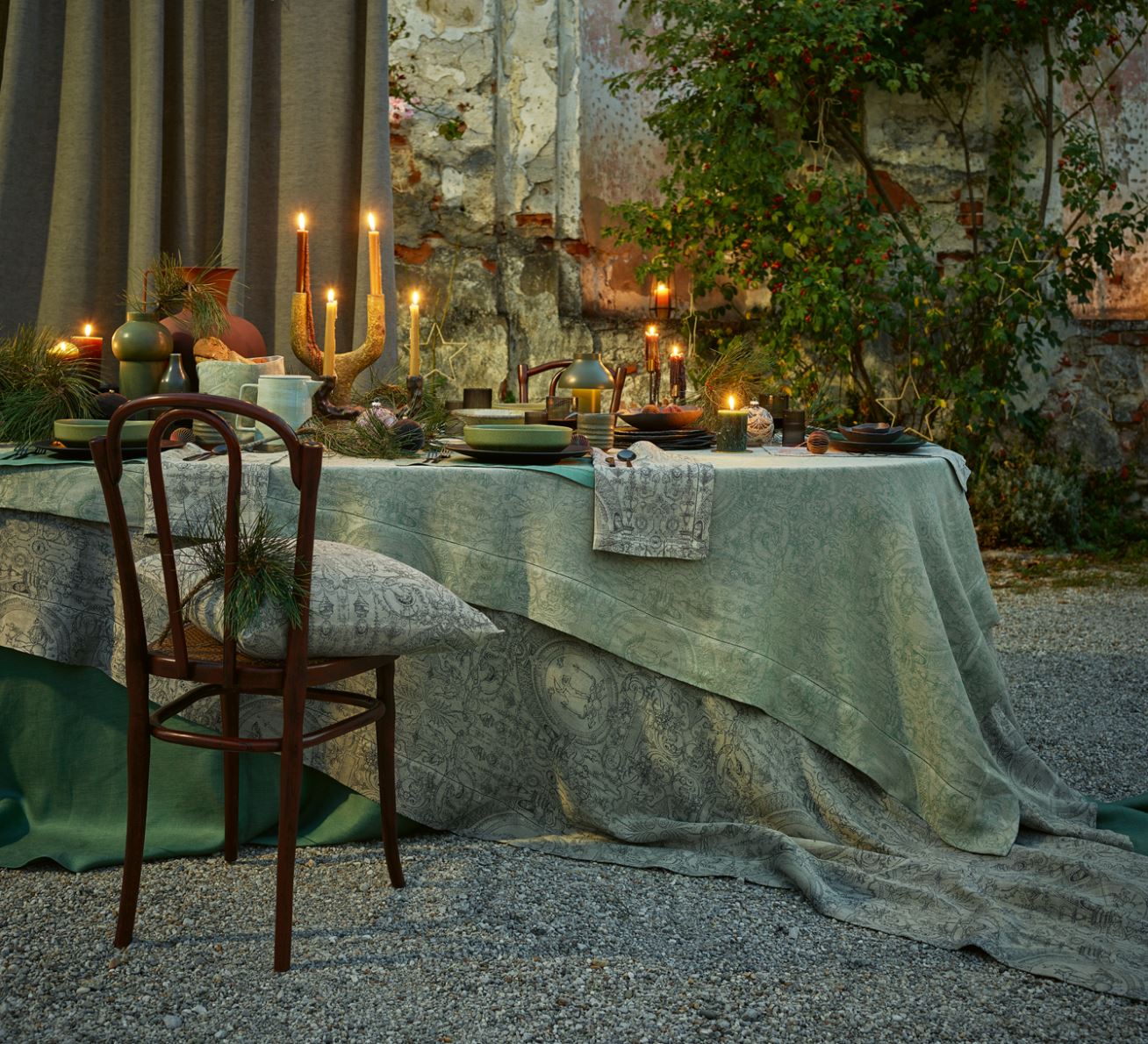 Leitner Vienna Linen Bedding & Linens - Classic Renaissance Style
