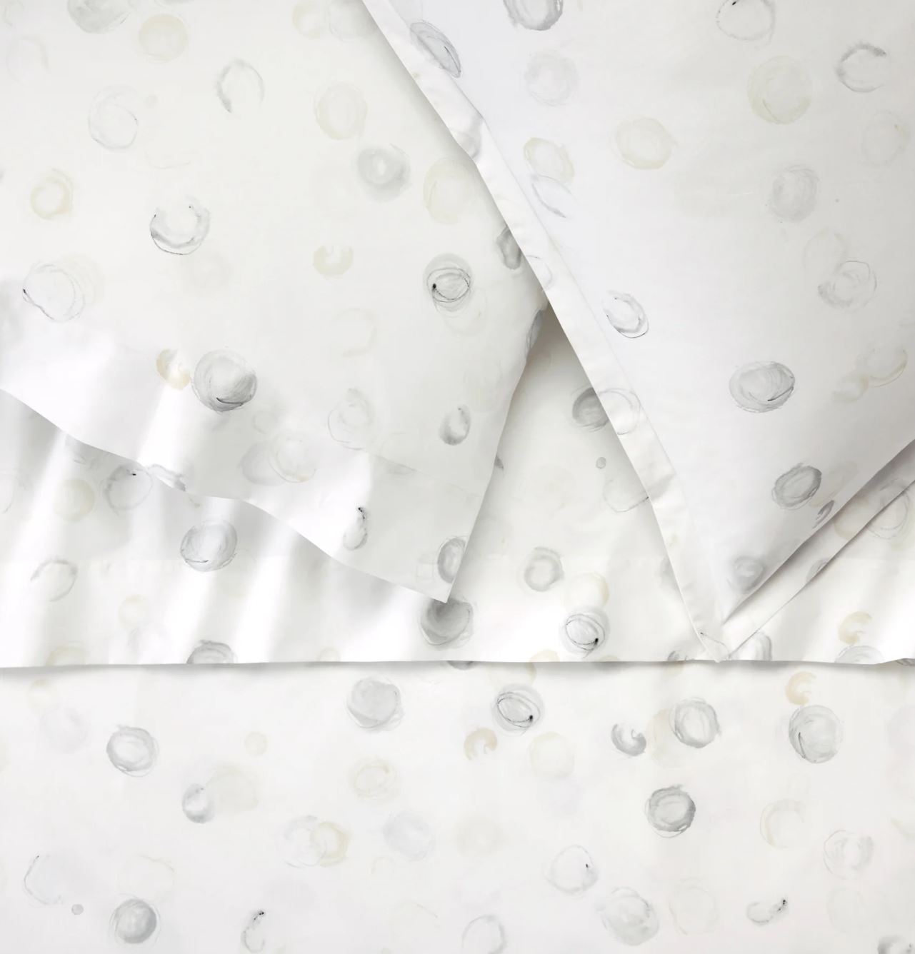 Sferra Punti: A Symphony of Grey, Taupe, and Subtle Design