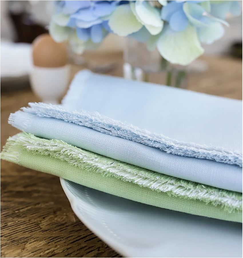 Linen Fringed Dinner Napkins. Sferra Doppio | J Brulee Home