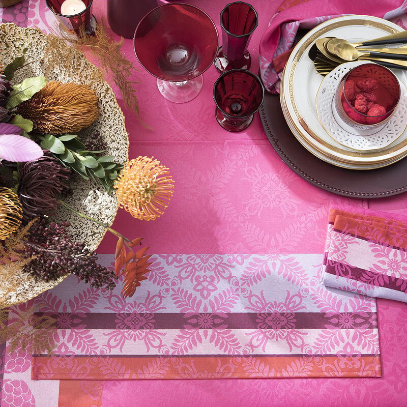 Le Jacquard Francai Mumbai Pink Table Linens | J Brulee Home