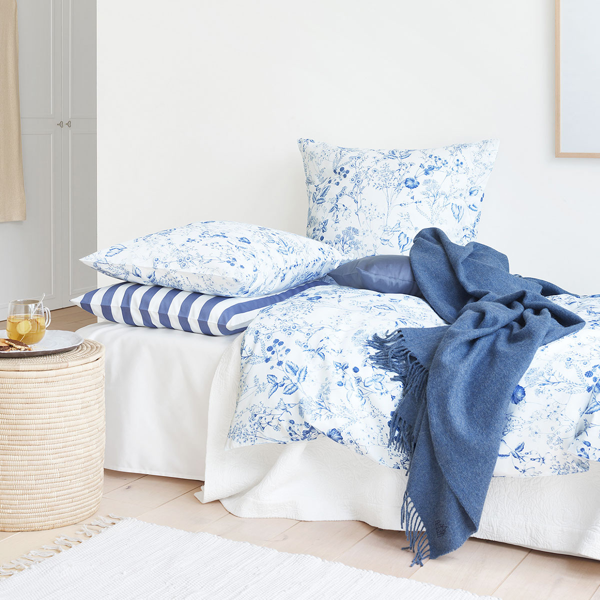 Blue and White Floral Pattern Duvet Covers & Bedding - Schlossberg Maya ...