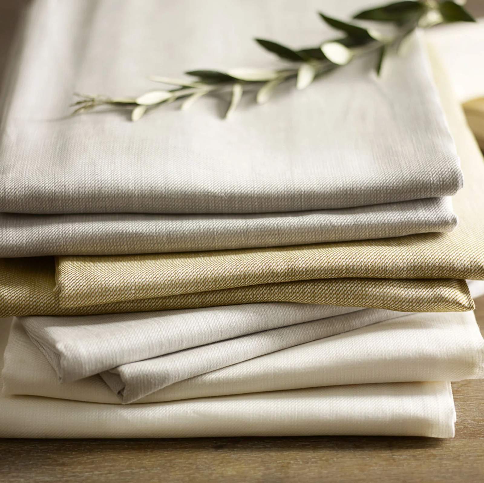 SDH Kent Linen Sheets & Bedding. Yarn Dyed Twill Linen