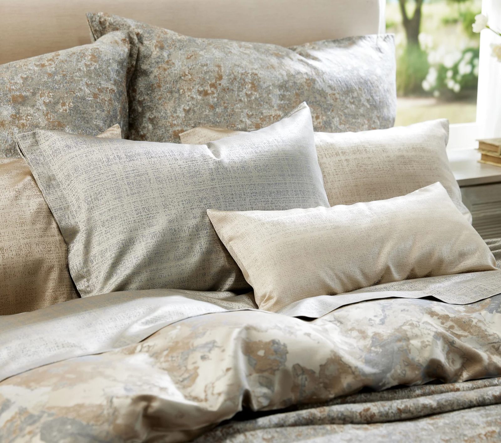 SDH Senne Silk Cotton Geometric Bedding