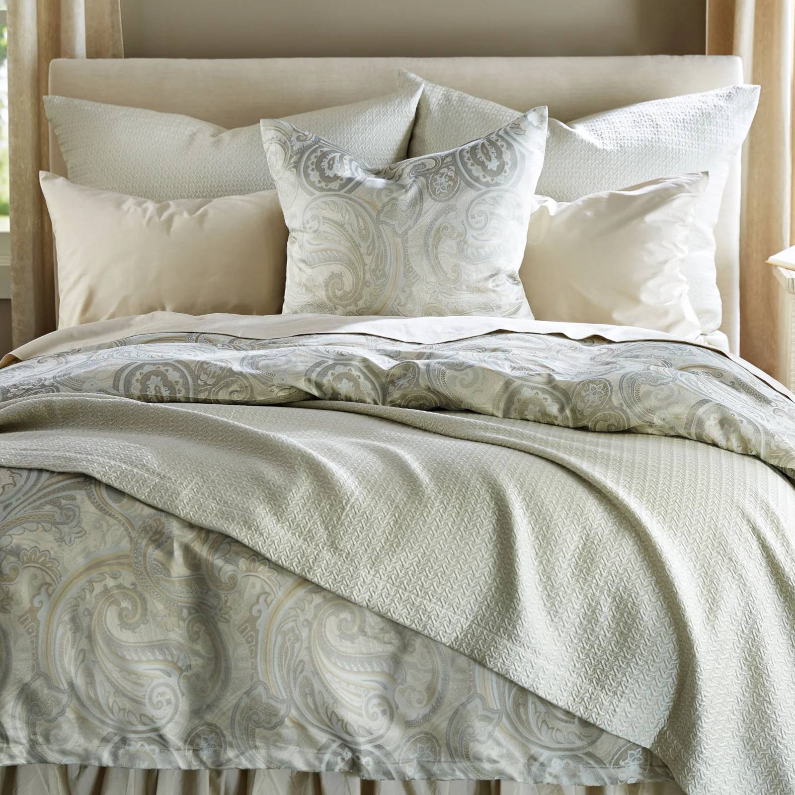 SDH Taifun - Silk & Cotton Paisley Jacquard Bedding