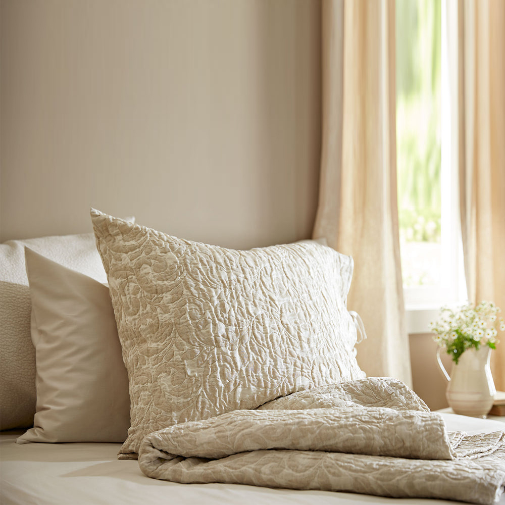 Jasmine Matelassé Silk & Linen Botanical Bedding