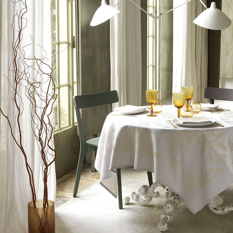 Le Jacquard Francais Syracuse Beige Table Linens | J Brulee Home